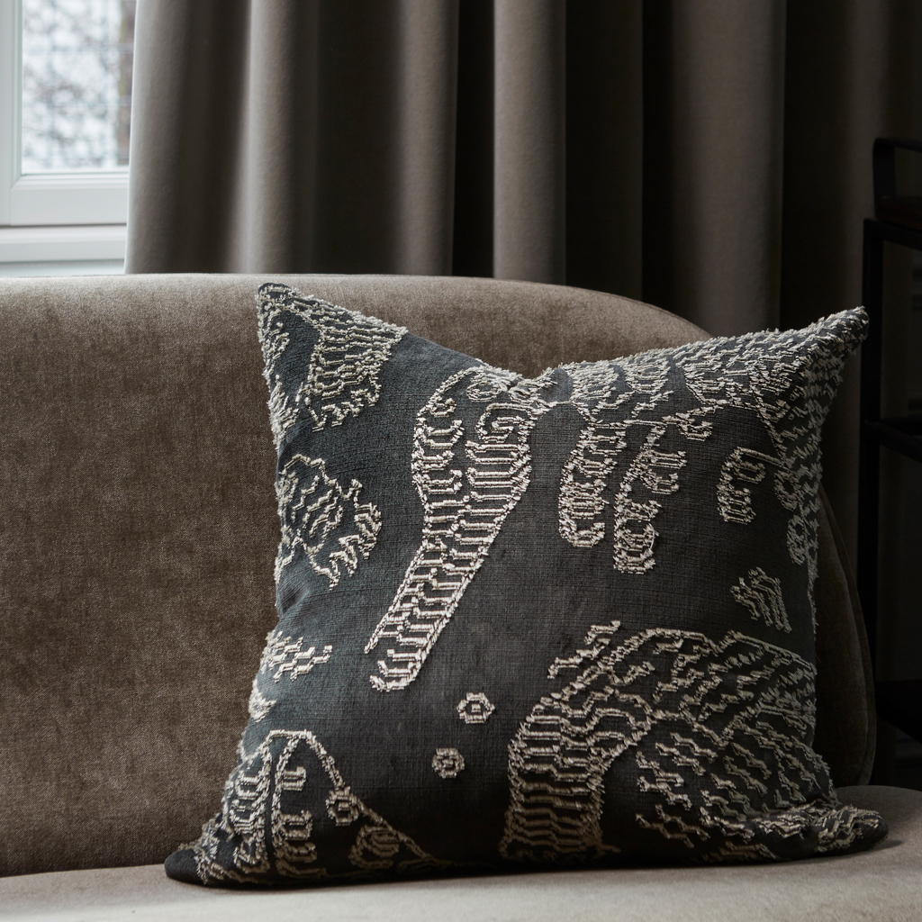 Tyg Metervara - Tiger Mountain - Mariella Interiors